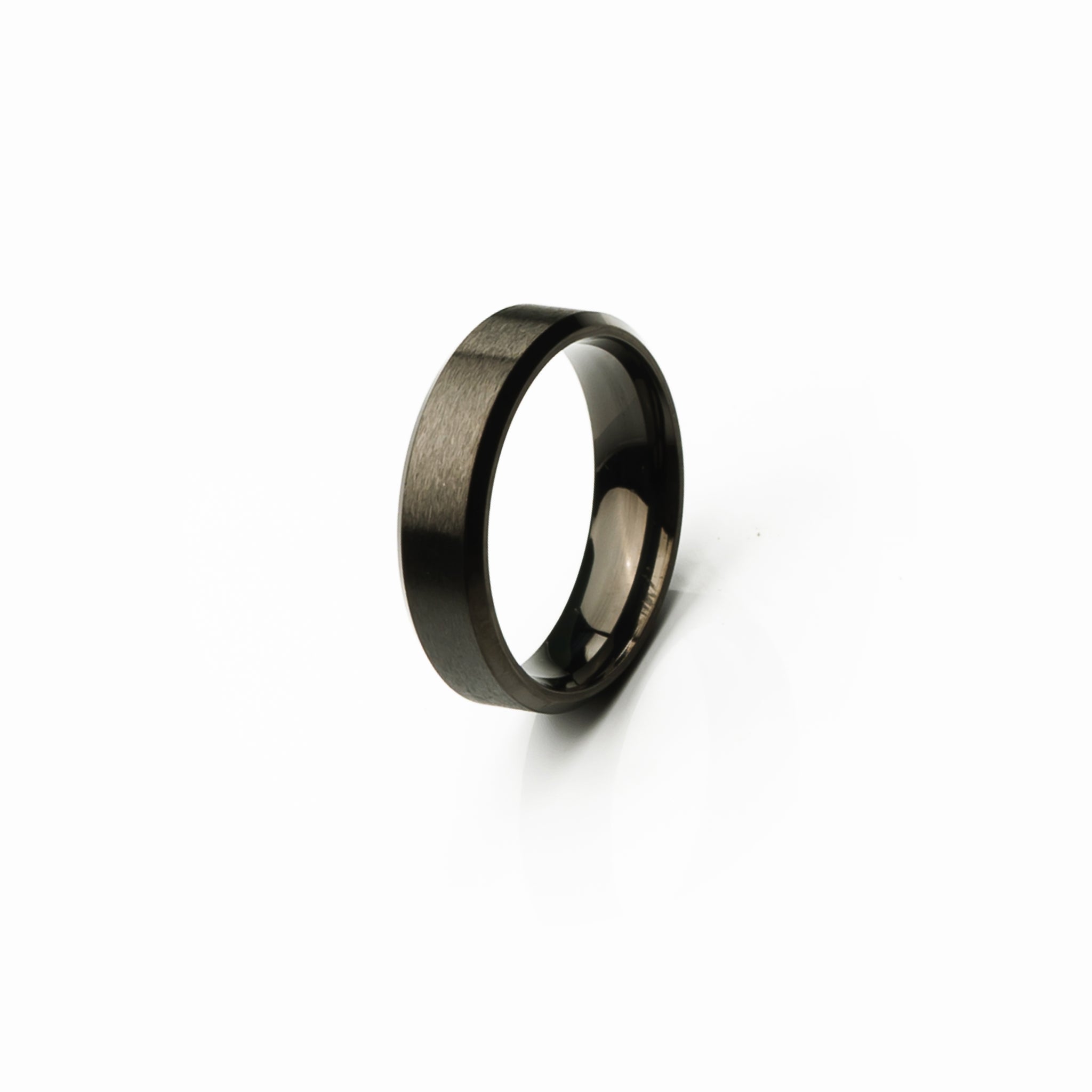 Matte Stroked Black Ring - Russet
